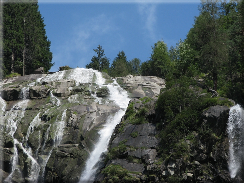 Le Cascate in Val Genova